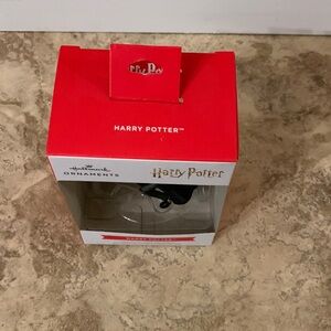 Hallmark | Accents | Hallmark Harry Potter Ornament Black And Gold ...